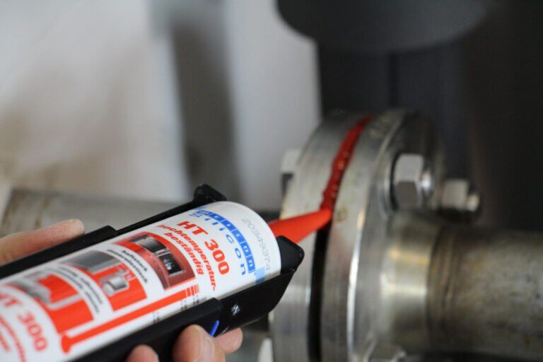 Spiegel kleben - Klebstoffratgeber24